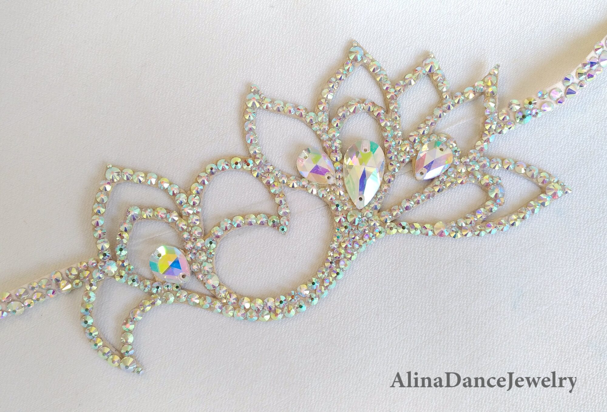 Stretchy belt, AB color | Online shop Alina Dance Jewelry